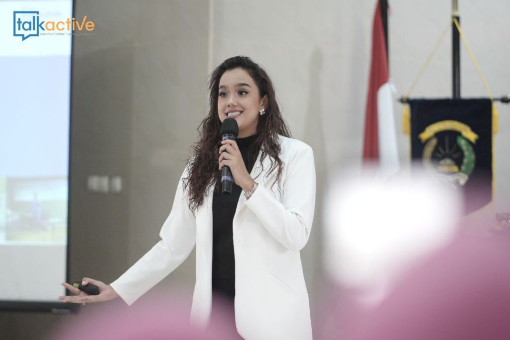 5 Tips Berbicara Efektif - Talkactive
