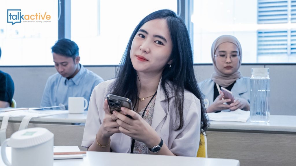 Peran Media Sosial dalam Pembentukan Citra Diri (Personal Branding) Generasi Z - Talkactive